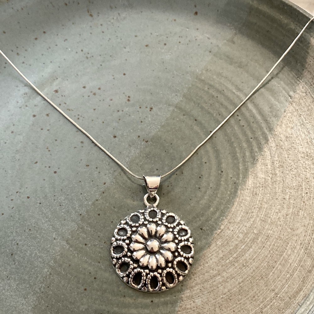 Mark Wasserman Samara Sterling Silver Flower Pendant … - Gem